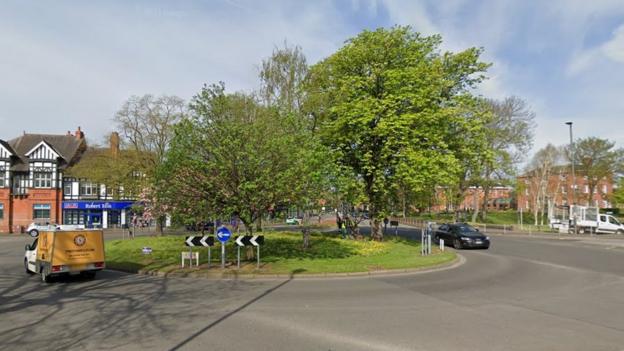 Long Eaton: £7m plan to remove roundabouts scrapped - BBC News