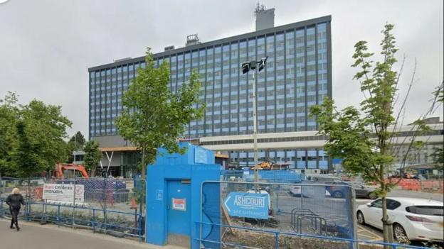 Norovirus: James Cook hospital shuts four wards due to outbreak - BBC News