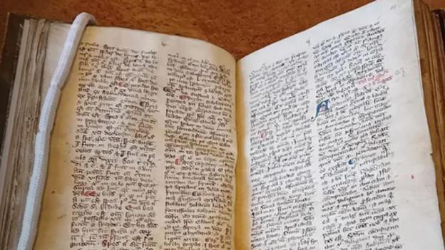 'Priceless' medieval Shrewsbury school text found to be unique - BBC News