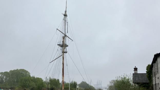 Former HMS Ganges Royal Navy returns after restoration - BBC News
