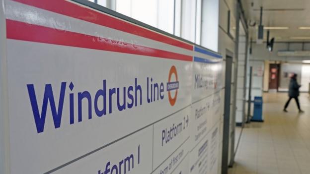 London Overground new look and names explained - BBC Newsround