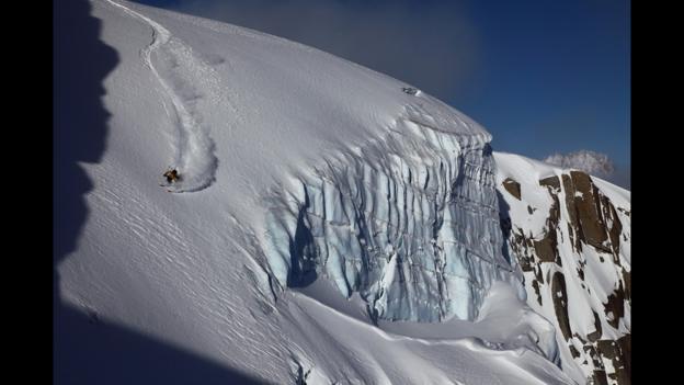 In pictures: Jonathan Griffith's mountain photography - BBC News