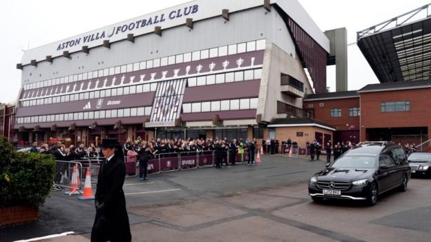 Gary Shaw: Aston Villa legend died from head injury in fall - inquest ...