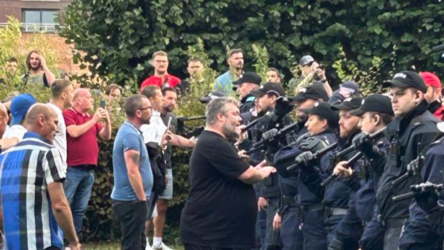 More than 90 arrests made after unrest breaks out at protests - BBC News