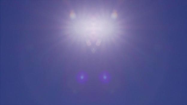 Another UK heatwave is forecast - BBC Weather