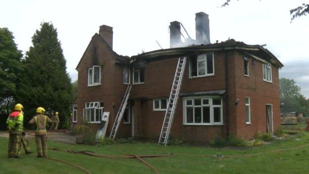 Kittens and snakes killed in Stickney house fire - BBC News