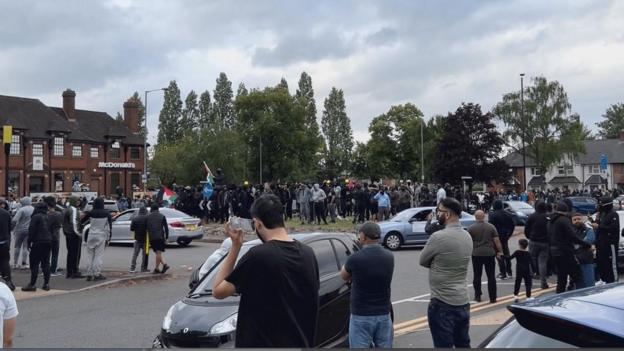 Hundreds of anti-racism protesters march through Birmingham - BBC News
