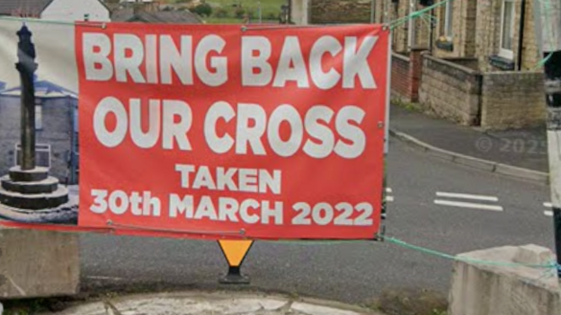 Relocation plan for 18th Century stone cross in Oakenshaw - BBC News
