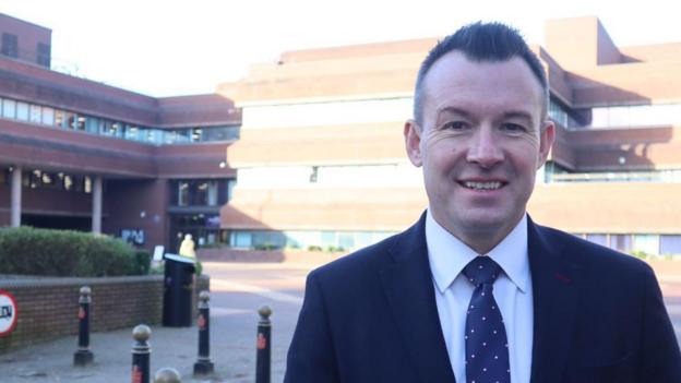 Stuart Anderson MP to step back from Tory deputy chief whip role - BBC News