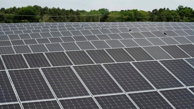 Controversial Alaw Môn solar farm plan approved on Anglesey - BBC News