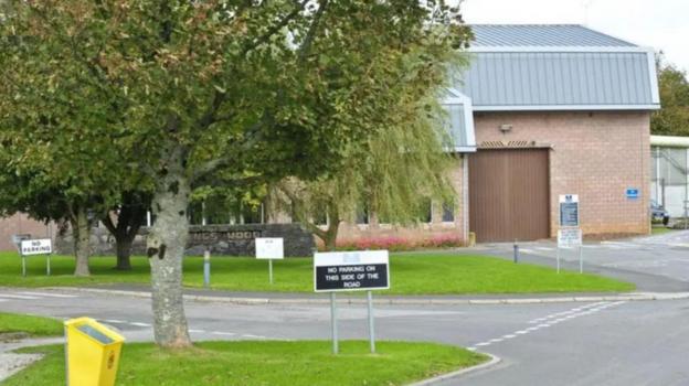 Devon prison HMP Channings Wood to almost double in size - BBC News