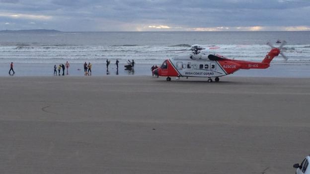 Irish coastguard pilot Captain Dara Fitzpatrick dies after crash - BBC News