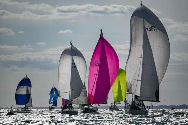Cowes Week in pictures: Island hosts thousands for regatta - BBC News