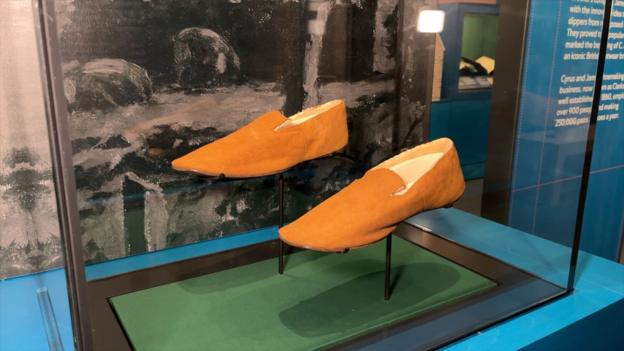 Clarks Shoes: From family cobblers to creating iconic footwear - BBC News