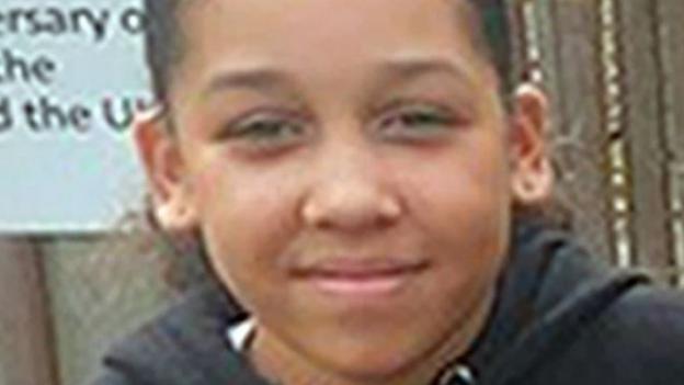 Kyra Hill inquest: 'Cloudy water' where girl died says diver - BBC News