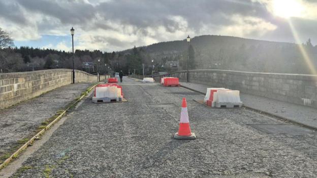Repairs to Aberdeenshire bridge closed for two years put on hold - BBC News