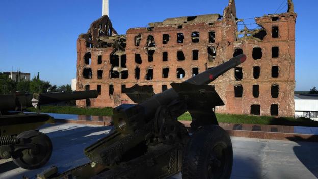 What was the Battle of Stalingrad? - BBC Newsround