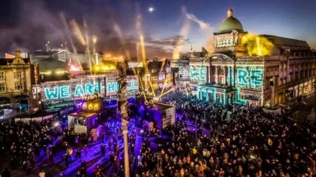 How Hull went from UK's 'worst town' to a world gem - BBC News