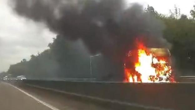 M54 in Shropshire faces two-month closure programme - BBC News
