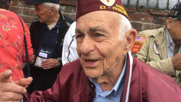 D-Day: Woolly soldiers and tanks to mark 80th anniversary - BBC News