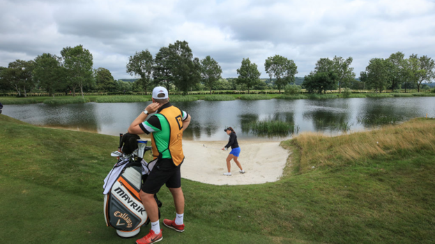 JCB and LIV Golf announce multi-year partnership - BBC News