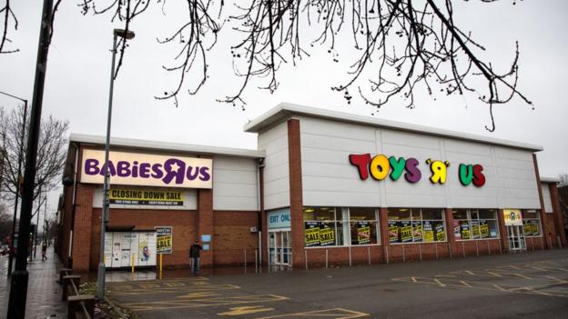 Toys R Us announces 17 new locations in WH Smith partnership - BBC News
