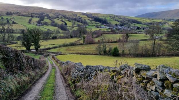 Cumbrian author records rural postal routes of the past - BBC News