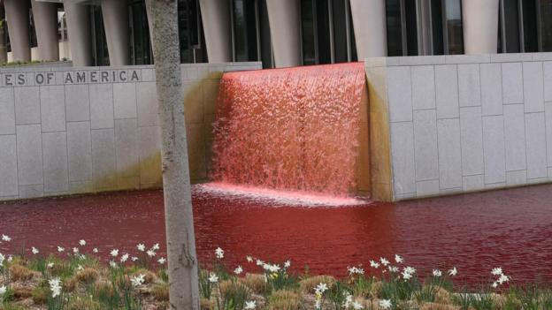 Greenpeace UK boss arrested over US embassy dye protest - BBC News