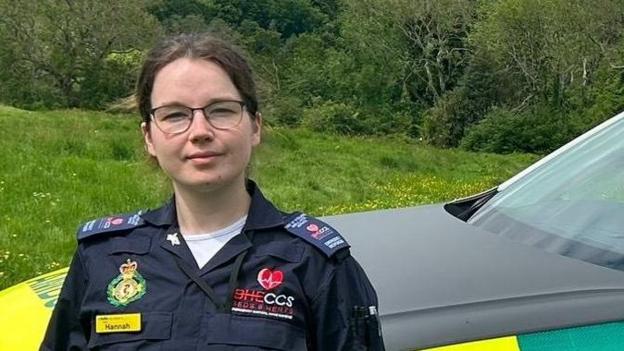 Volunteer emergency responder scheme in Hemel expands - BBC News