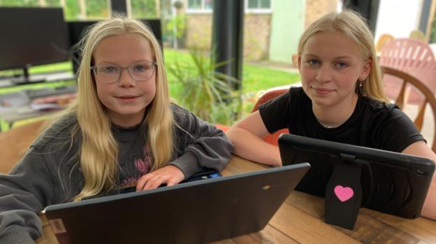 Is there too much technology in education? - BBC News