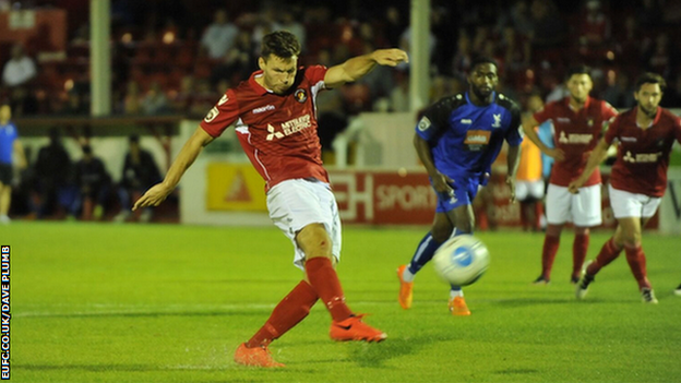 FA Cup: Teddy Sheringham's son, John Terry's shirt & David Beckham ...