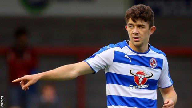 Sean Long: Reading defender extends Luton Town loan spell - BBC Sport