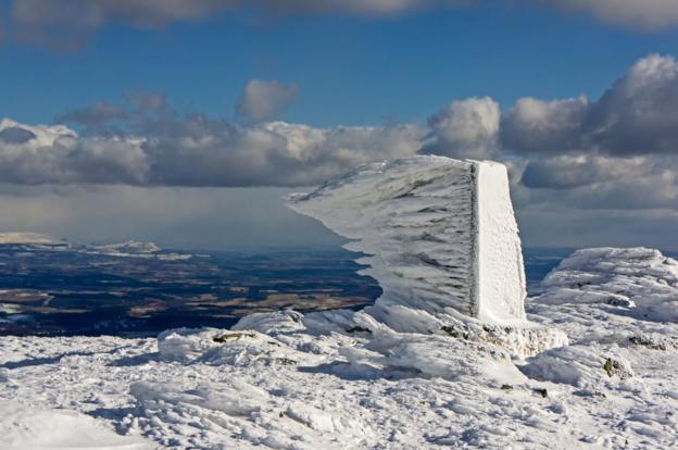 The trig pillars that helped map Great Britain - BBC News