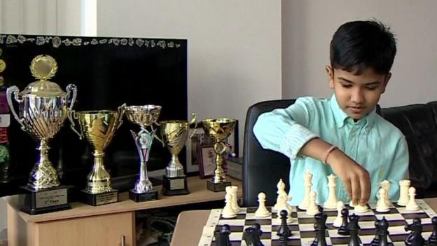 London chess child prodigy becomes UK's youngest grandmaster - BBC News