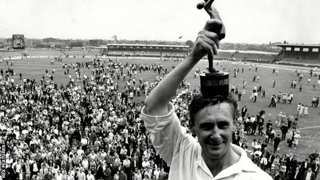 Jack Bond: Former Lancashire captain dies aged 87 - BBC Sport
