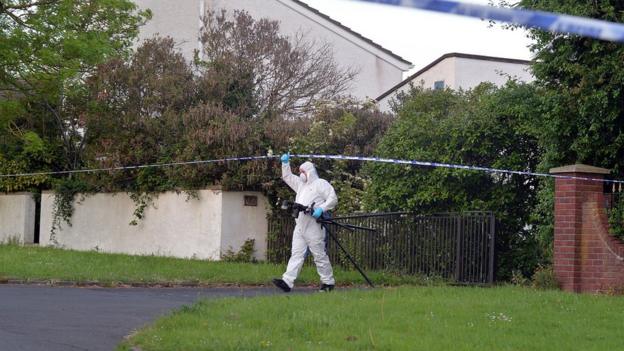 Cawdery killings: 'Killer is also a victim' family tells inquest - BBC News