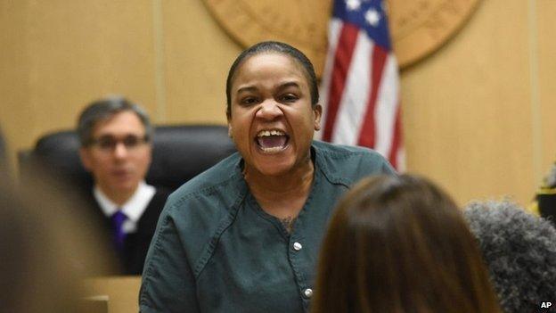 US mother says she killed children found in Detroit freezer - BBC News