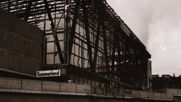 Summerland: Online exhibition marks 50 years since fire disaster - BBC News