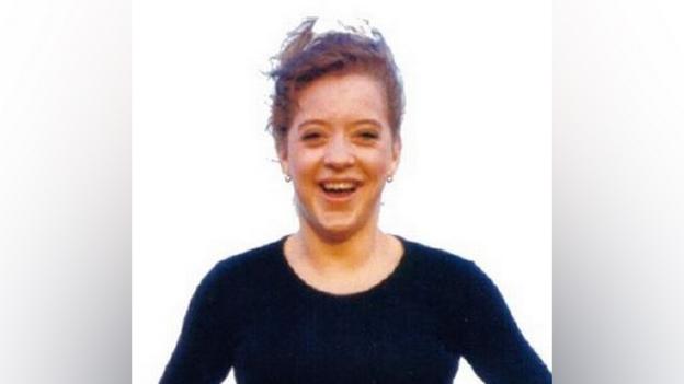 'No peace' for family of Vicky Glass 24 years after her murder - BBC News