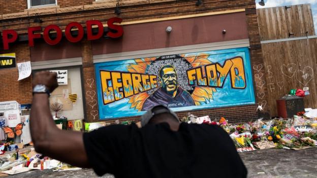 George Floyd death homicide, official post-mortem declares - BBC News