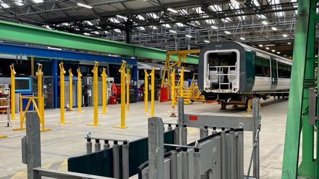 Derby: Alstom wins new £60m refurbishment contract - BBC News