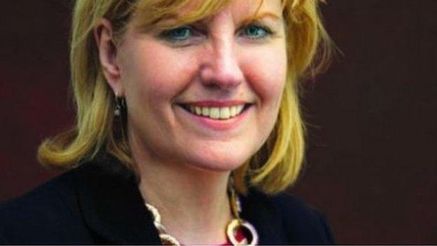 Board and chairman removed at Glasgow Clyde College - BBC News