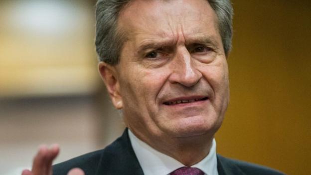 Daimler chief removed after 'racist rant' in China - BBC News