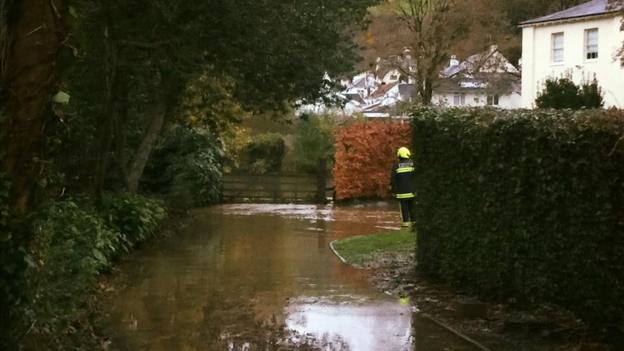 Cargo ship hits barge in Storm Angus - BBC News