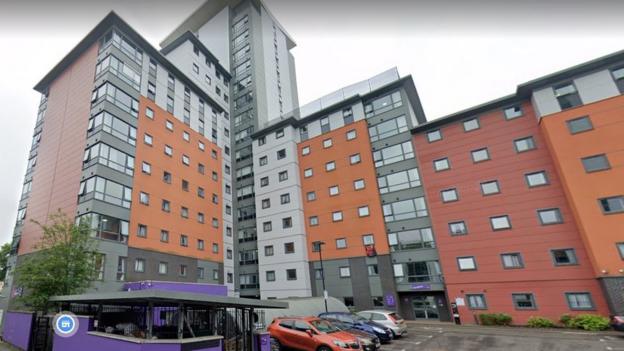 Southampton student housing block to be demolished - BBC News