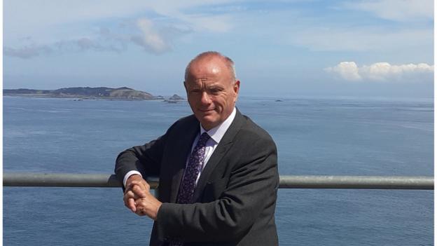 Lord Frederick Ponsonby appointed Crown dependencies minister - BBC News