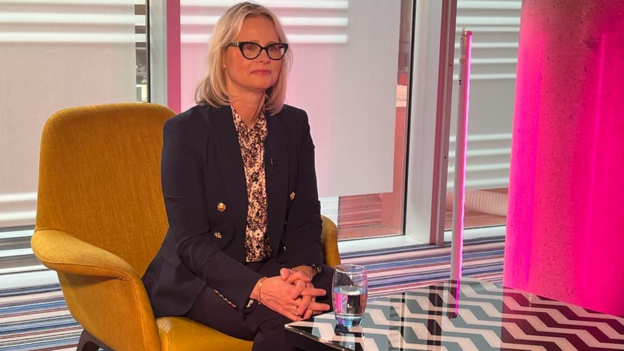 Microsoft's new AI assistant can go to meetings for you - BBC News