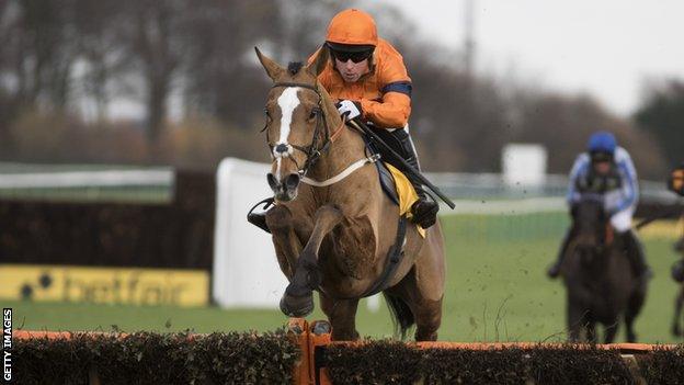 Jedd O'Keeffe: Sam Spinner's trainer in good health, on and off the ...