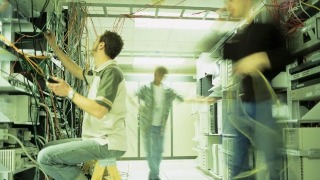 DDoS: Website-crippling cyber-attacks to rise in 2016 - BBC News