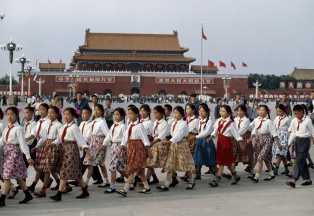 Magnum China: Panoramic portrait of a global superpower - BBC News